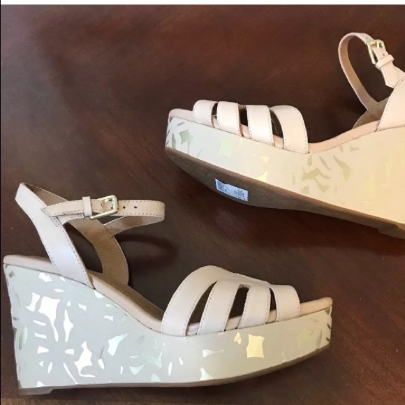 Clarks | Shoes | Clarks Floral Wedge Sandals | Poshmark